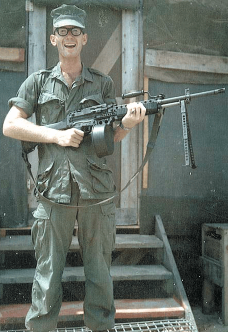 XM16E1 & M16A1 Service Rifles – USMCWEAPONRY.COM